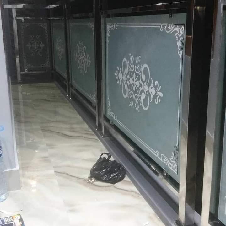 Jasa Tukang Pembuatan Railing Tangga Kaca Tempered di Bandung ...